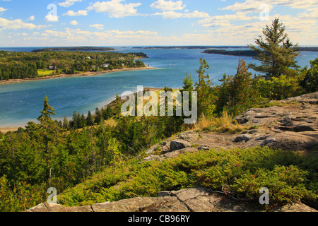 Flying Mountain Trail, On Flying Mountain, Looking at Somes Sound ...