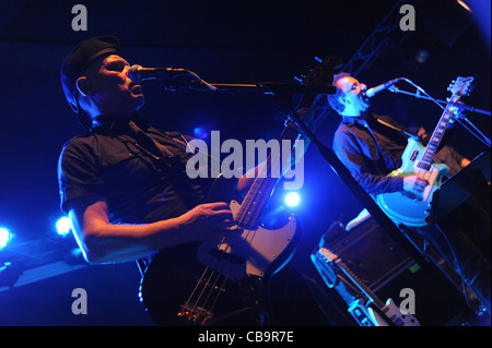 Graham Lewis and Colin Newman of Wire perform in Rome Stock Photo - Alamy