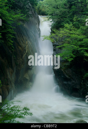 Shosenkyo gorge Senga waterfall Stock Photo - Alamy