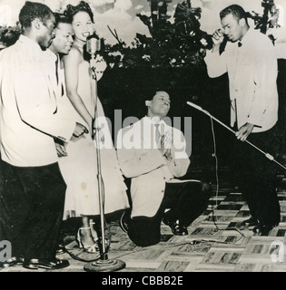 THE PLATTERS Promotional photo of US vocal group with Zola Taylor at ...