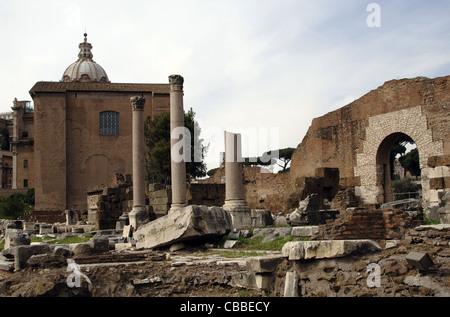 Italy, Rome, Roman Forum, Tabernae Novae, ancient Roman taverns in ...