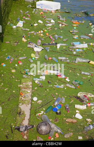 England, London, Pollution in the River Thames Stock Photo - Alamy
