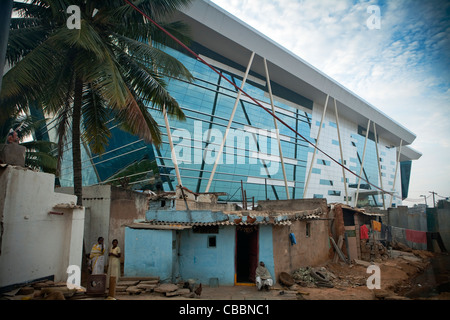 The famous Infosys (Info Systems )glass building seen above temporary ...