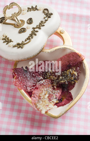 Crystallized poppy petals Stock Photo - Alamy