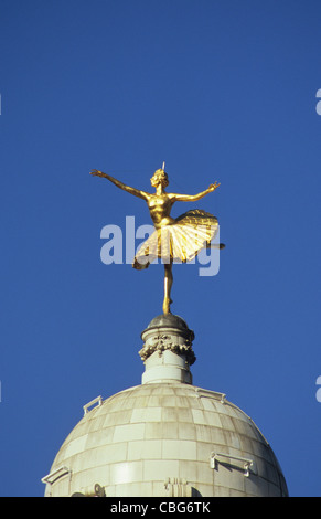 Statue of dancing ballerina Anna Pavlova on top of the Victoria Palace Theatre, Victoria, London ...