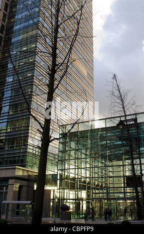 40 Bank Street, Canary Wharf, London E14, United Kingdom Stock Photo ...