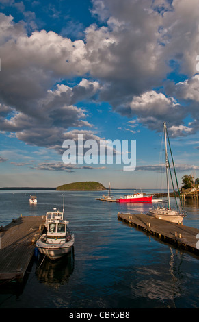 Beautiful vacation spot of Bar Harbor Maine with water and ships, boats ...