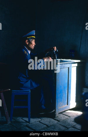 Telephone operator Bashu Xinjiang China Stock Photo - Alamy