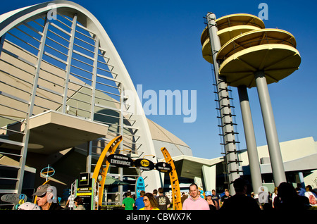 Men in Black Alien Attack ride attraction Universal Studios Orlando ...