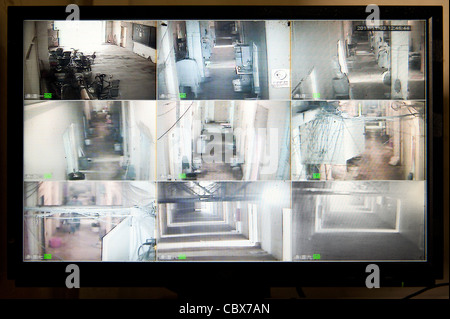 cctv screen. CCTV monitors in control room at Cardiff Central Police ...