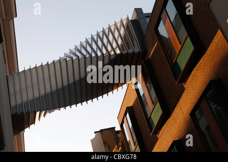 London, England, UK. 'Bridge of Aspiration' between the Royal Ballet ...