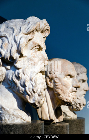 British Museum, london, Statues Stock Photo - Alamy