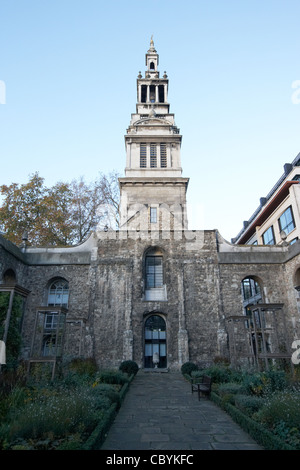 Ruins of Christchurch Greyfriars Church Garden and surrounding ...