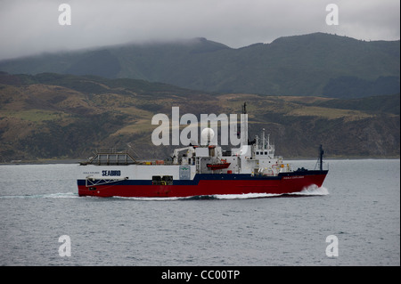 SeaBird Exploration seismic research vessel, Aquila Explorer leaving ...