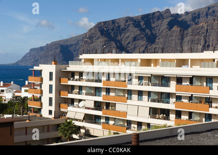 Balcon de los Gigantes luxury apartment block (price up to over 1m euro ...
