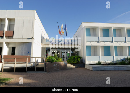 Auberge de Jeunesse international youth hostel, located in La Rochelle ...