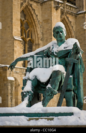 The South entrance to York Minster with a statue of the Roman Emperor ...