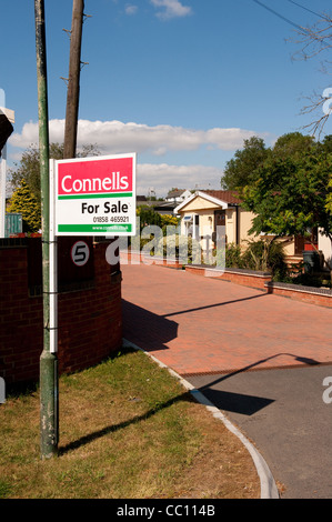 For sale sign outside a caravan on a static caravan park in England ...