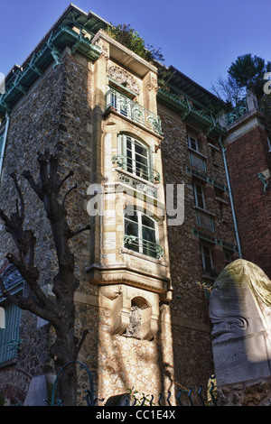 Castel Beranger by Hector Guimard Art Nouveau style architect who ...