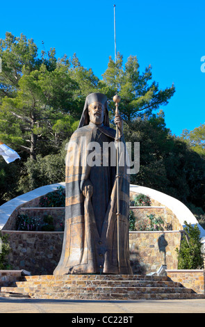 Cyprus, Troodos mountains, statue of Makarios (the first president of ...