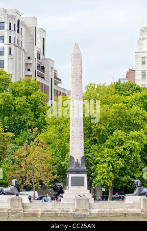 Obelisk 'Cleopatra's Needle 'in London Stock Photo - Alamy
