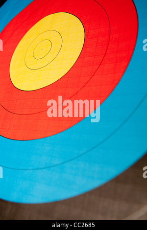 FITA 60cm archery target face Stock Photo - Alamy