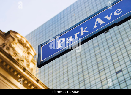 New York, Central Park sign showing rules of the park Stock Photo - Alamy