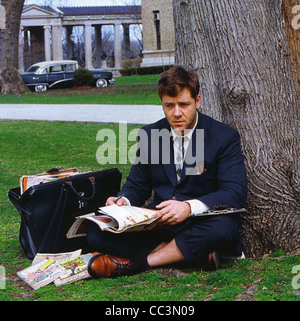 Russell Crowe Film: A Beautiful Mind (USA 2001) Characters: John Nash ...