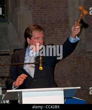 Alexander Pechtold as auctioneer Dutch politician Democrats 66 ...