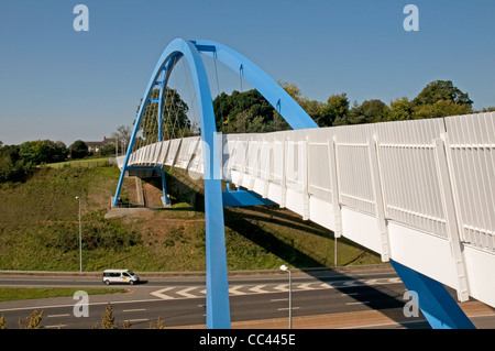 Redhayes pedestrian and cycle bridge across the M5 motorway at Exeter ...