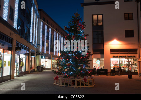 Regent Court at Christmas, Leamington Spa, England, UK Stock Photo - Alamy