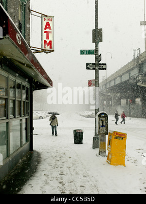 January 26th 2011: Snow seen falling in the Lower east side of ...