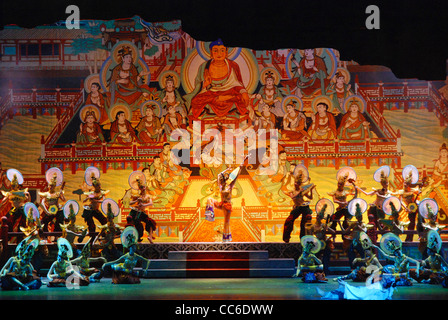 Traditional dance performance, Beijing, China Stock Photo - Alamy