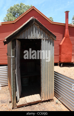 An old Australian Dunny Stock Photo: 16541349 - Alamy