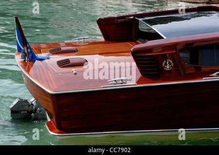 CANTIERE SERENELLA LIMOUSINE water taxi showing curved topside hull and ...