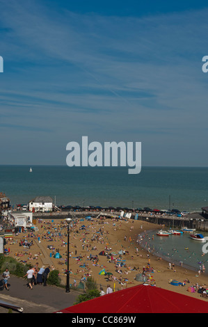 Broadstairs Harbour and Pier Stock Photo - Alamy
