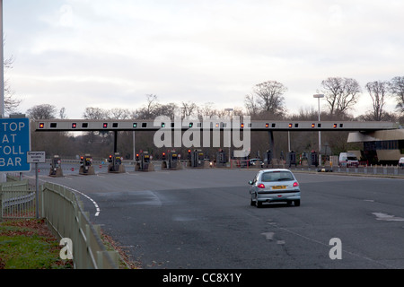 Toll bar on humber bridge, Hull, stop and pay for crossing at booths ...