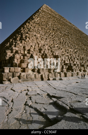 Granite rocks at the pyramids of Giza, Egypt Stock Photo - Alamy