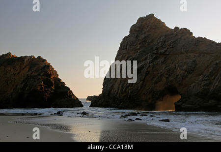 Julia Pfeiffer State Beach Stock Photo - Alamy