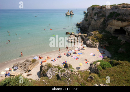 Le due Sorelle rock, Salentine Peninsula, Torre dell'Orso, Apulia ...