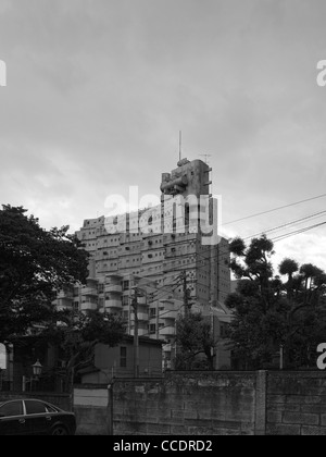 New Sky Building by Yoji Watanabe Shinjuku Tokyo Japan 2010 stairwell ...