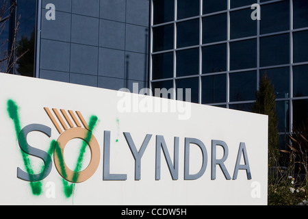 The headquarters and factory of bankrupt solar panel maker Solyndra ...
