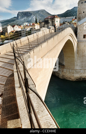 The old bridge (Stari Mostar) in Mostar connects the parts of town ...