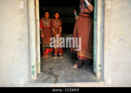 Fakirani Jat tribal people in the Kutch region of India Stock Photo - Alamy