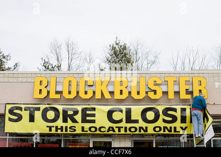 Blockbuster empty closed shop store branch in Harborne Birningham ...