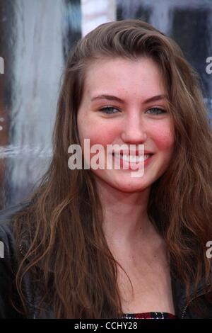 Jordan Monaghan 20th Century Fox's Premiere of 'Gulliver's Travels ...