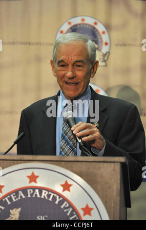 Oct 9, 2010 - Richmond, VA - USA Texas Congressman, RON PAUL, addresses ...