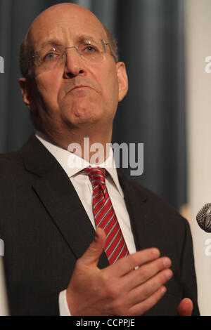 MTA Chairman Jay Walder speaks at the CRAIN'S Breakfast Forum at the ...