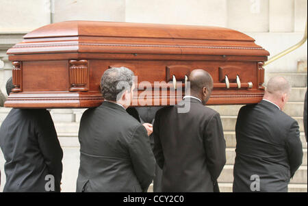 Pallbearers carry the casket of legendary jazz singer and actress LENA ...