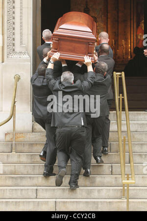 Pallbearers carry the casket of legendary jazz singer and actress LENA ...